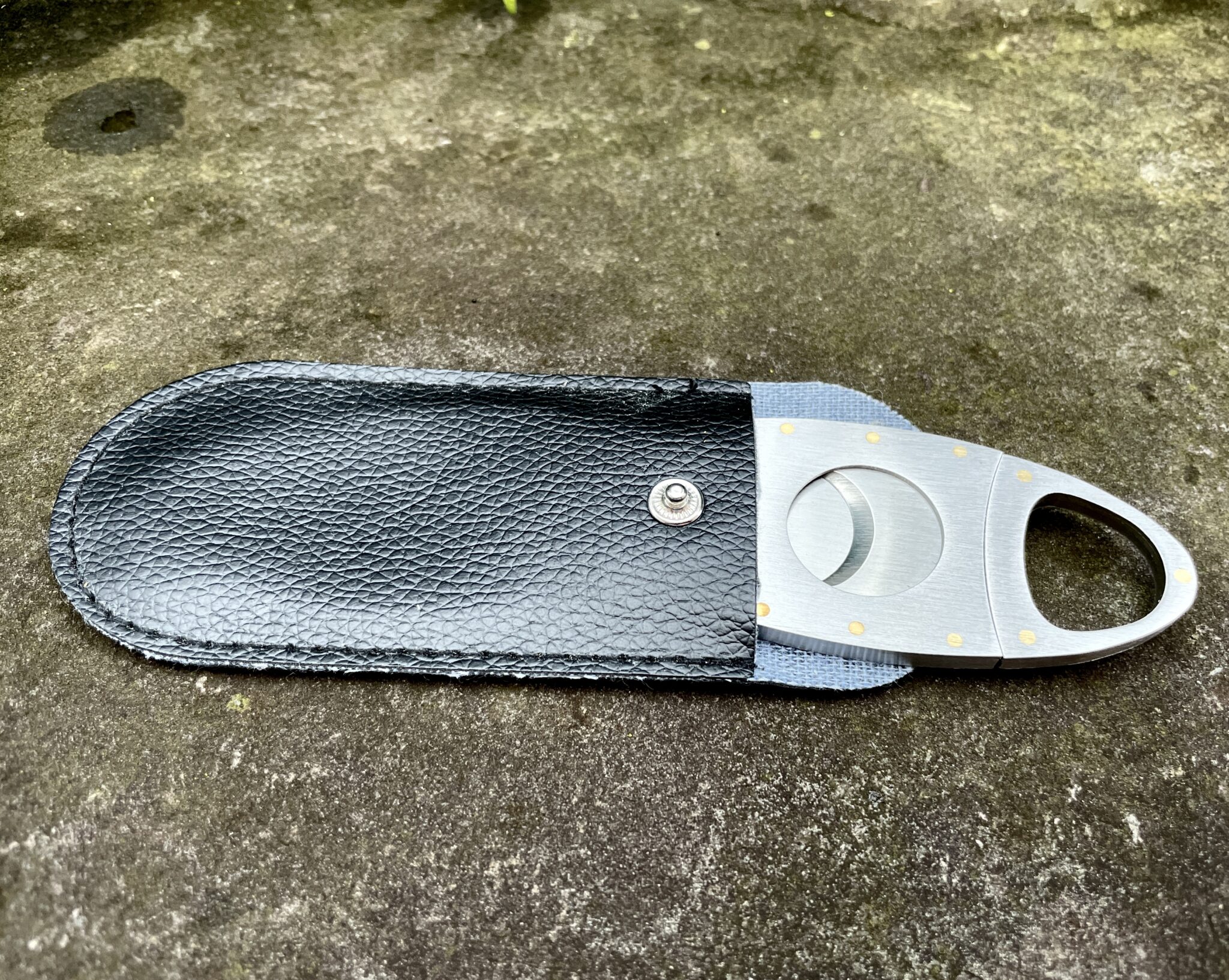 Cigar Cutters - AbsoluteCigars.com